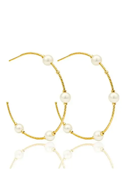 MACRAE & CO. X Sharina Faux Pearl Hoop Earrings - Gold