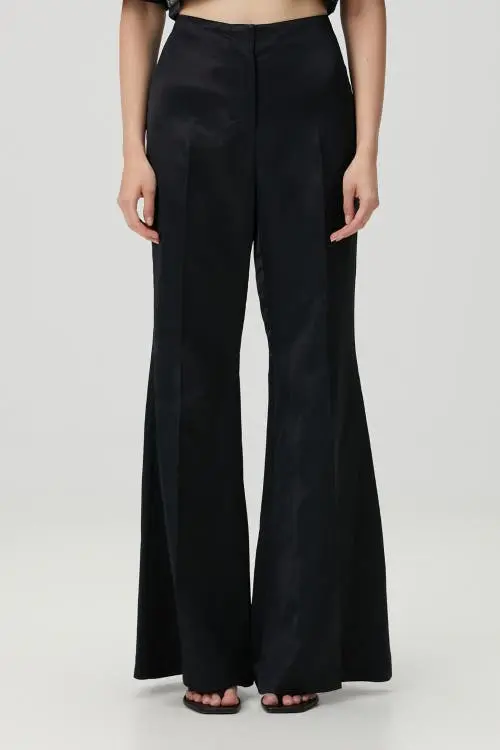 PCFG Shiny Woven Flare Pants - Black