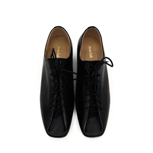 AMIE RAFA Earl Lace-up Leather Pumps