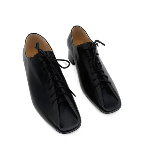 AMIE RAFA Earl Choked Up Pump - Black