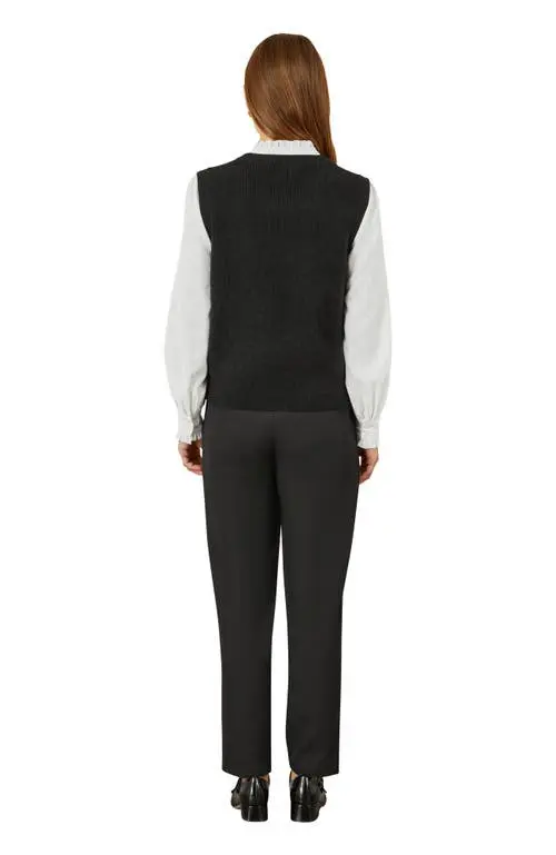 YUMI Knitted Floral Sleeveless Sweater Vest
