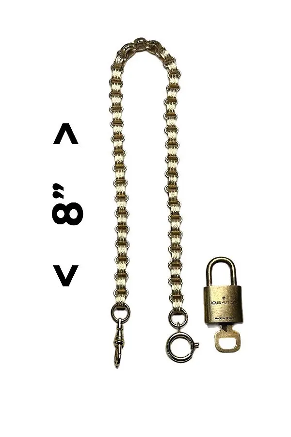 LUX REVIVAL Vintage 1990s Lv Padlock And Key With Chain Necklace
