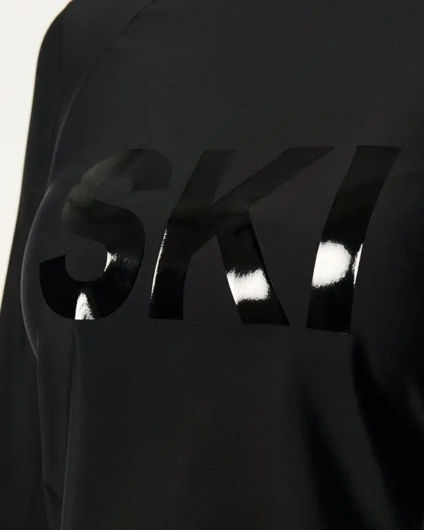 Perfect Moment Crewneck Baselayer Top