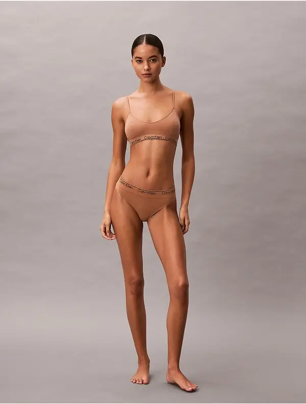 Calvin Klein Modern Seamless Naturals Thong - Sandalwood
