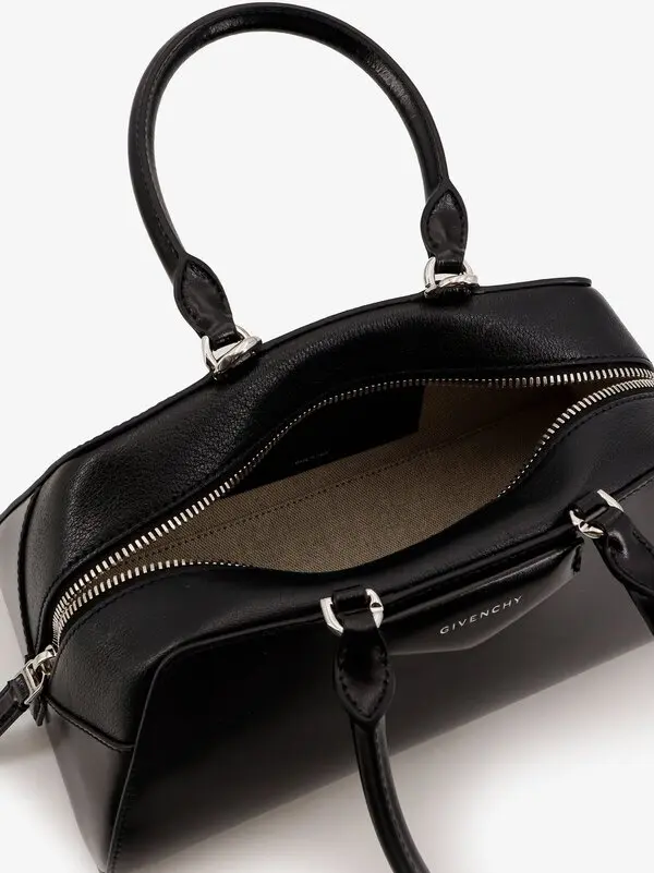 Givenchy Antigona Small Leather Handbag - Black