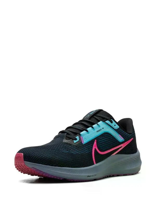 Nike Zoom Pegasus 40 Sneakers