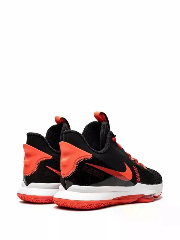 Nike Lebron Witness V Sneakers