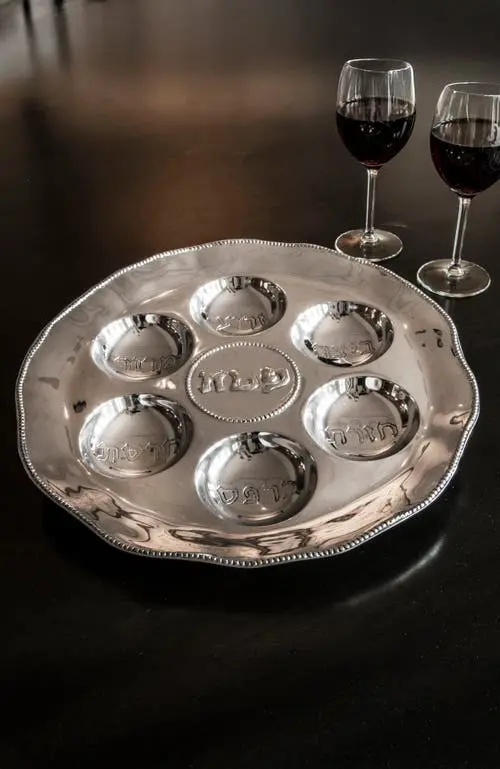 BEATRIZ BALL COLLECTION Judaica Seder Plate With Pearls