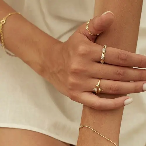 SPERO LONDON Helical Twisted Sterling Ring - Gold