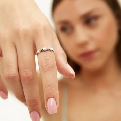 SPERO LONDON Helical Twisted .925 Sterling Ring - Silver