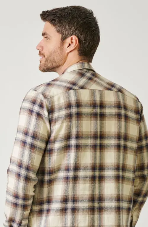 LEISURE LAB Coyote Flannel Button Up