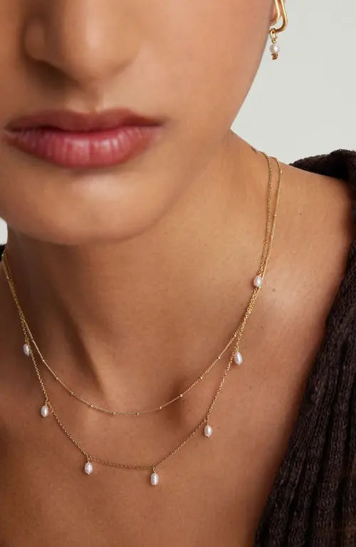 Mejuri Tiny Pearl Station Necklace