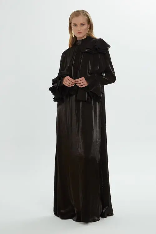 GIZIA Long Ruffle Dress