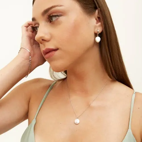 SPERO LONDON Baroque Pearl Pendant Necklace