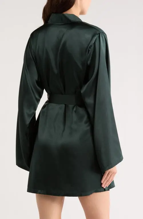 KILO BRAVA Satin Robe
