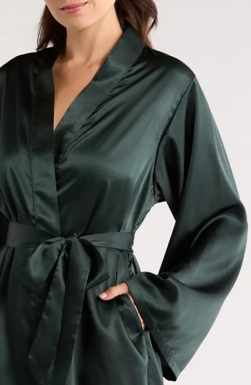 KILO BRAVA Satin Robe