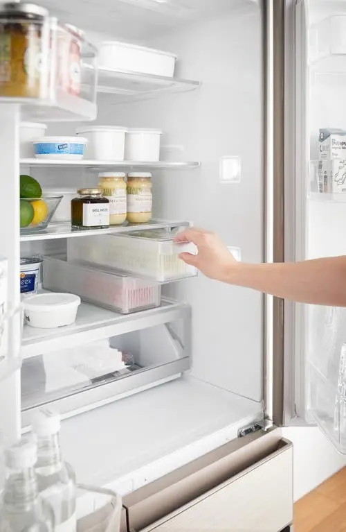 YAMAZAKI Divided Fridge Colander With Lid