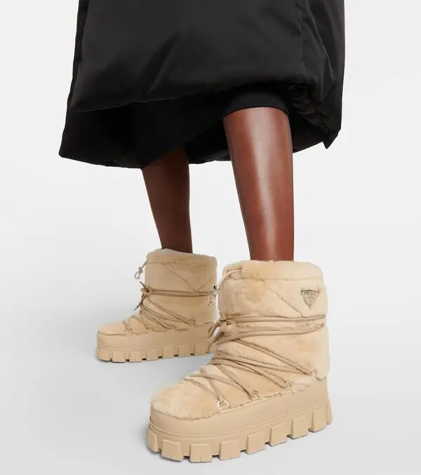 Prada Shearling And Leather Snow Boots - Beige