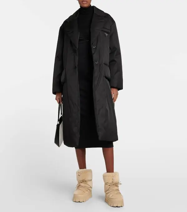 Prada Shearling And Leather Snow Boots - Beige