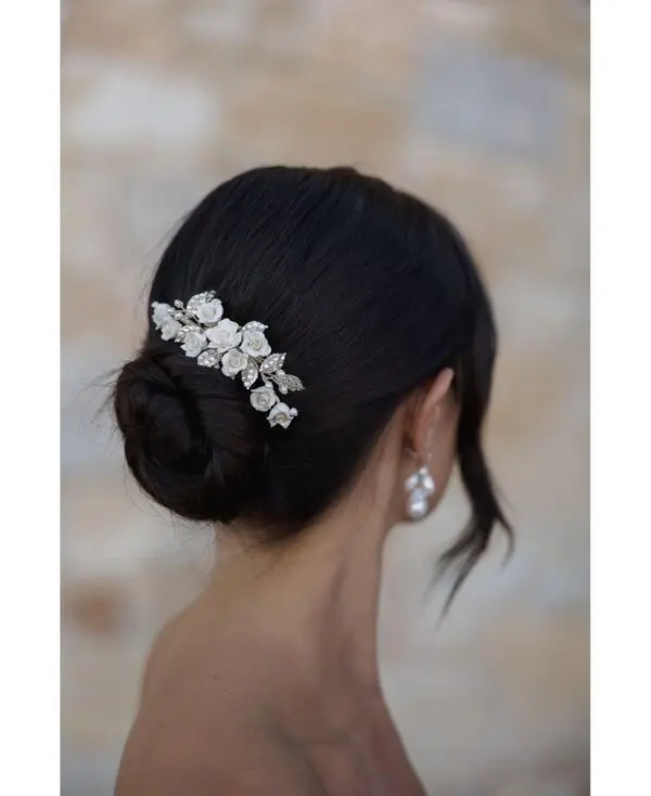 UNTAMED PETALS Victoria Crystal Floral Comb