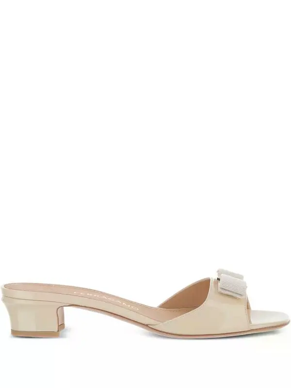 FERRAGAMO 30mm Vara Bow Sandals