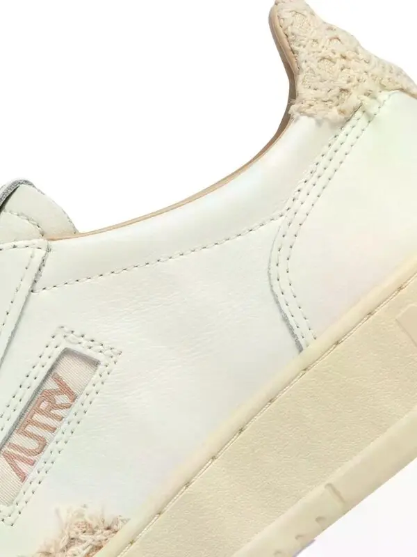 AUTRY Lace-up Sneakers - White