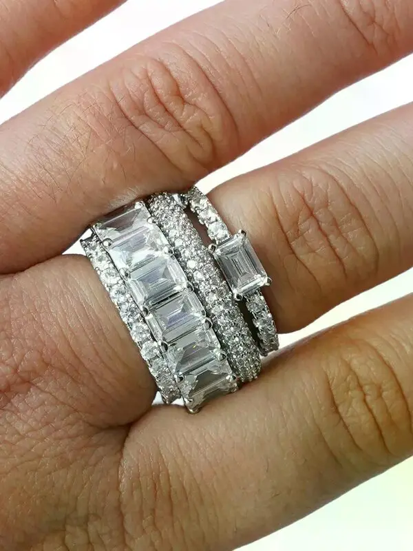 IZABEL DISPLAY Ultra Slim Ring - Silver