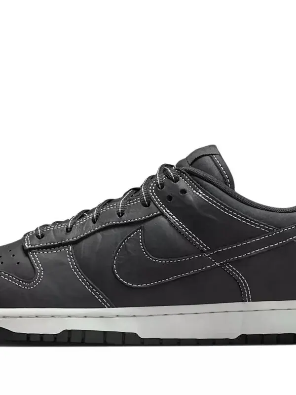 Nike Dunk Low Stitching-detail Sneakers - Black