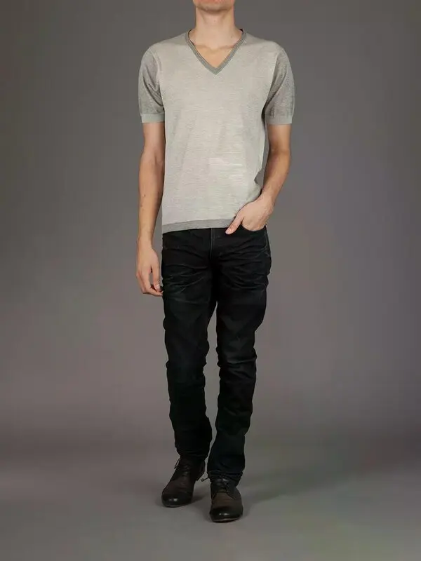 SIDE SLOPE V-neck T-shirt