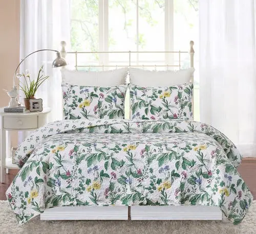 C&F HOME Marcy Blooms Bedding Quilt Set