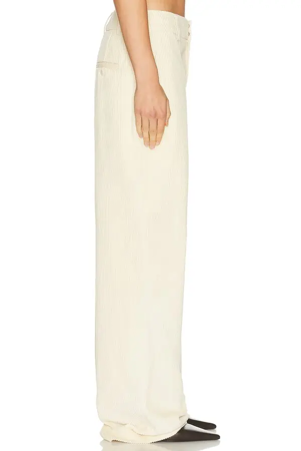 HELSA The Baggy Trouser In Corduroy - Cream