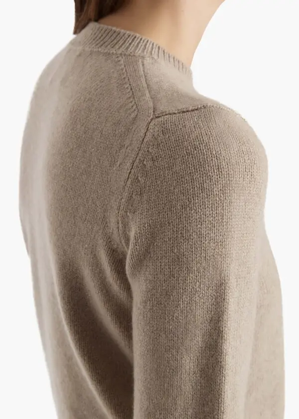 Khaite Leta Cashmere Pullover - Putty