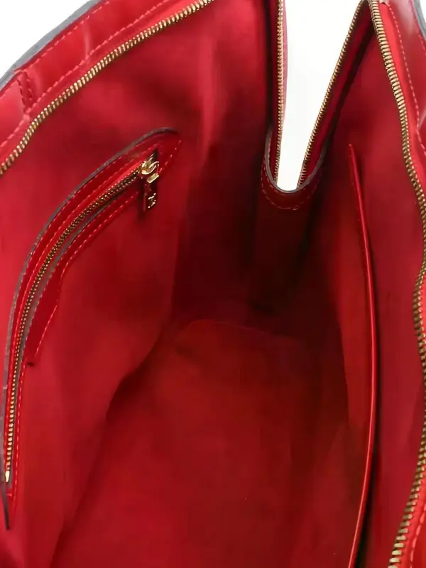LOUIS VUITTON Leather Shoulder Bag