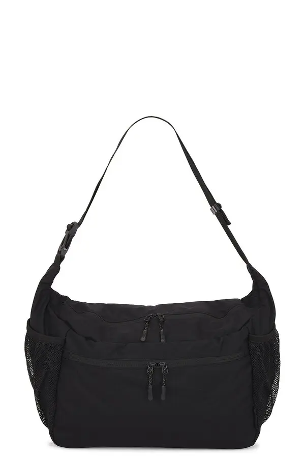 SNOW PEAK Everyday Use Middle Shoulder Bag - Black