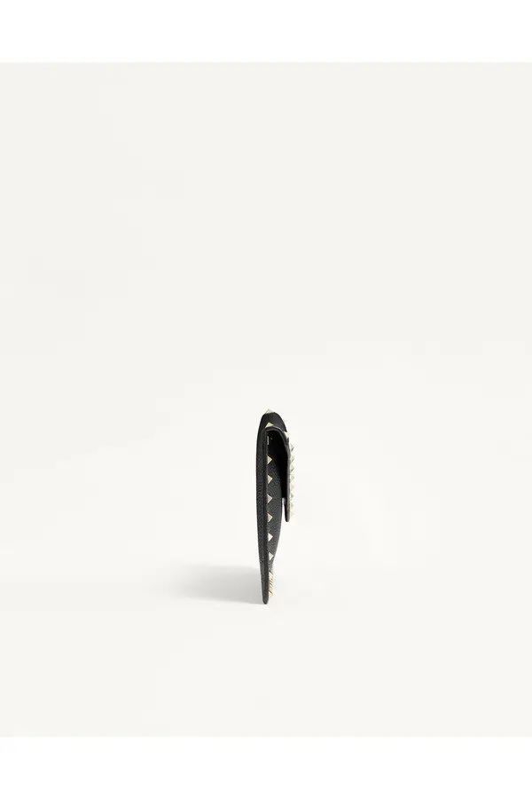 Valentino Garavani Rockstud Grainy Calfskin Pouch - Black