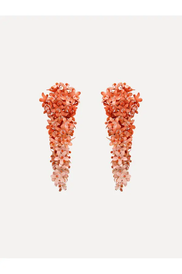 Oscar De La Renta Cascading Flower Clip-on Earrings - Natural