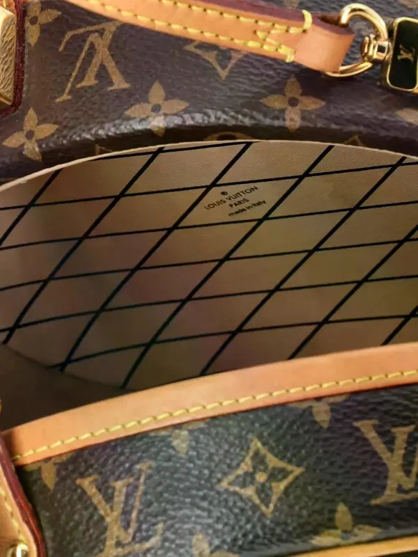 LOUIS VUITTON Petite Boite Chapeau Monogram Canvas Crossbody Bag - Brown