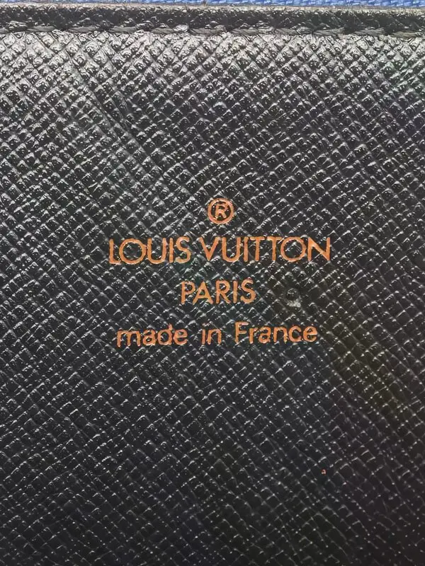 LOUIS VUITTON 1992 Poche Document Briefcase