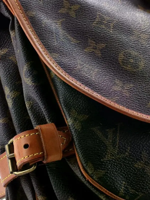 LOUIS VUITTON Saumur 30 Crossbody Bag Monogram Canvas