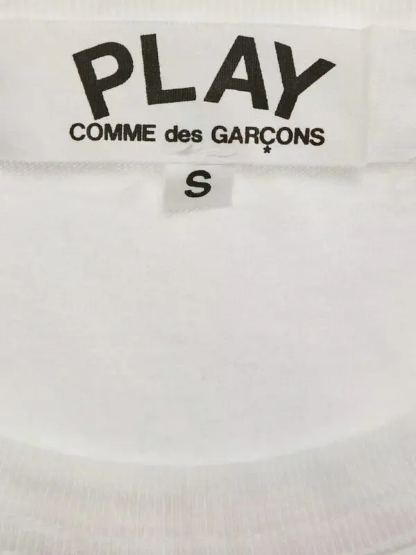 Comme Des Garçons Heart-logo T-shirt