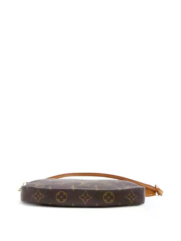 LOUIS VUITTON Pochette Accessoires Nm Monogram Clutch - Brown