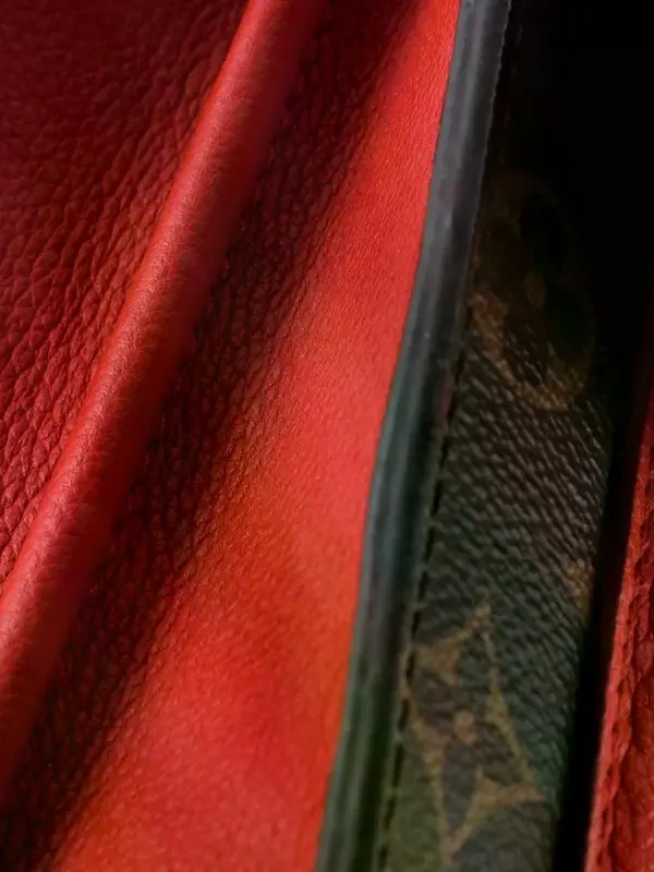 LOUIS VUITTON Victoire Handbag Monogram Canvas - Brown