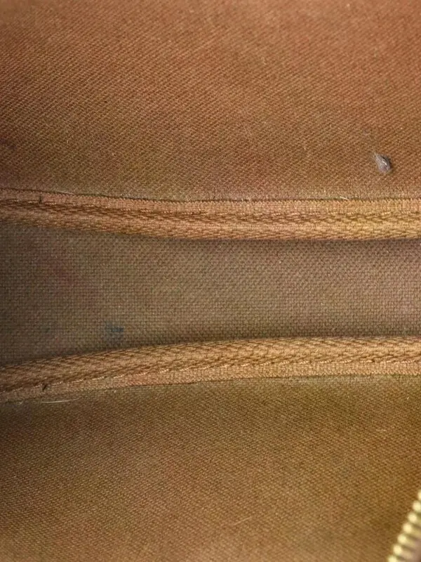 LOUIS VUITTON Pochette Accessoires Monogram Clutch - Brown