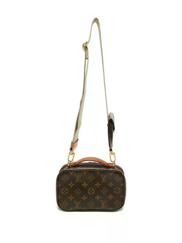 LOUIS VUITTON Crossbody Bag