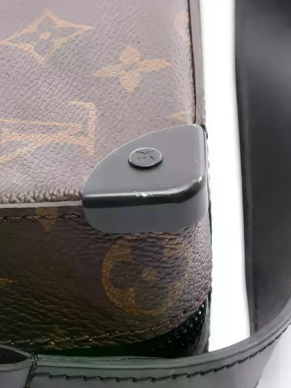 LOUIS VUITTON 2021s Monogram Crossbody Bag