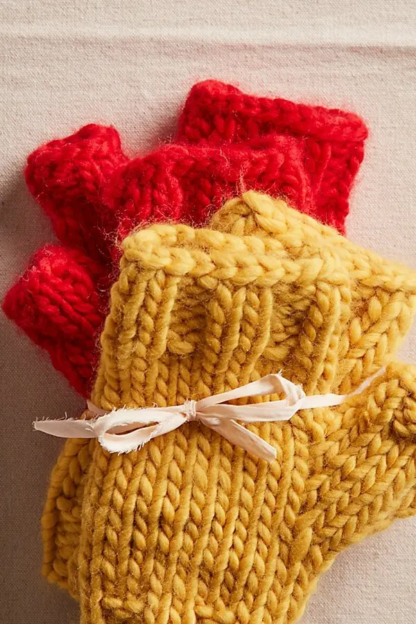 HJK STUDIO Hand-knitted Fingerless Mittens - Red