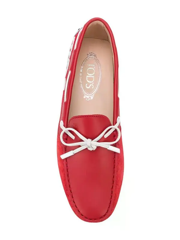 TOD'S Logo Patch Gommino Loafers