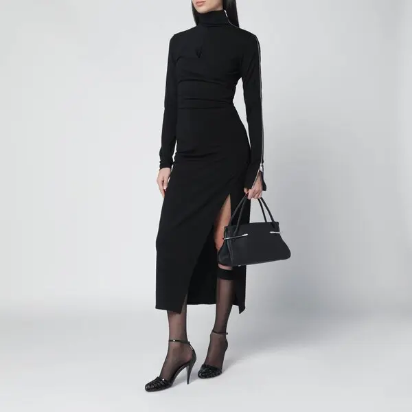 Givenchy Medium Pinch Bag In Grain Leather - Black