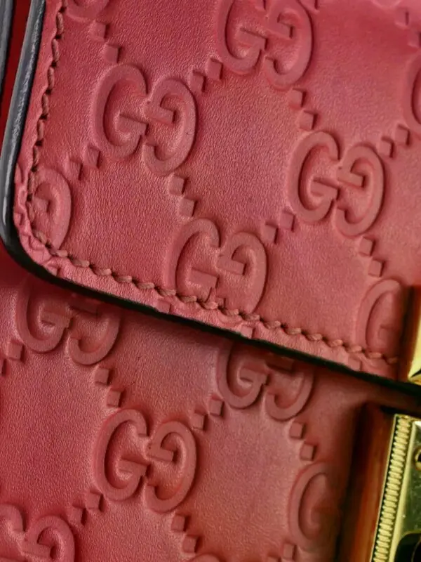 Gucci Padlock Small Shoulder Bag Sissima Leather
