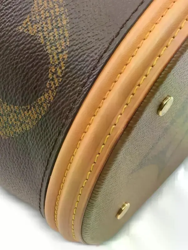 LOUIS VUITTON 2019 Cannes Monogram Handbag - Brown